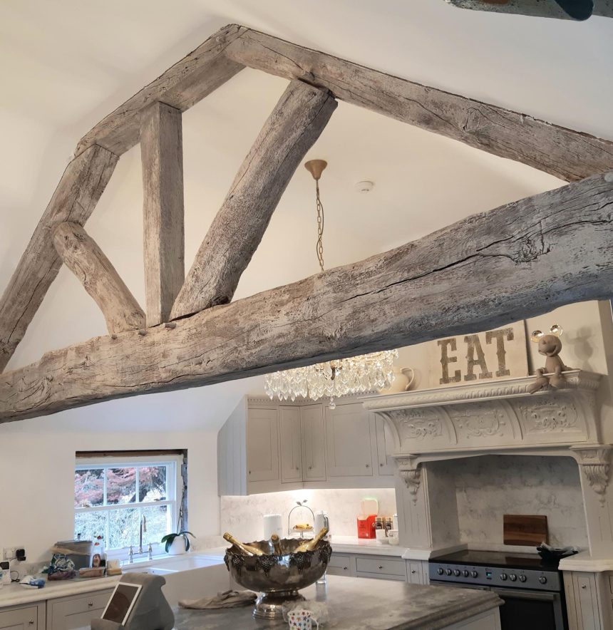 Structural Oak Beams for Houses, Garages & Extensions – Tradoak.com